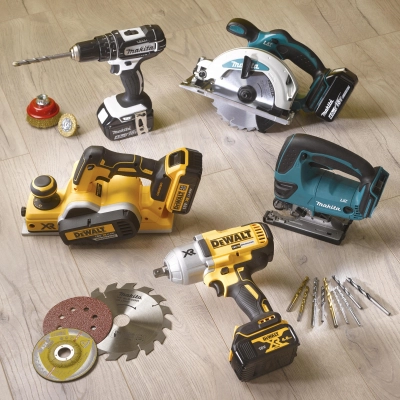 Hardware | Tools, Fixings, Ladders & PPE | Chadwicks